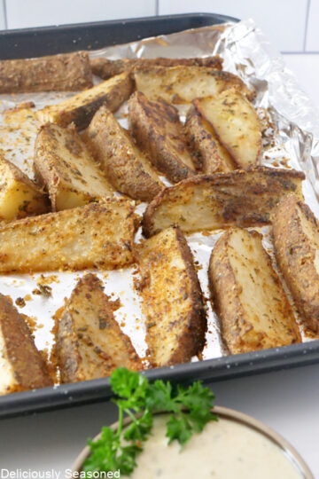 Garlic Parmesan Roasted Potatoes - Deliciously Seasoned
