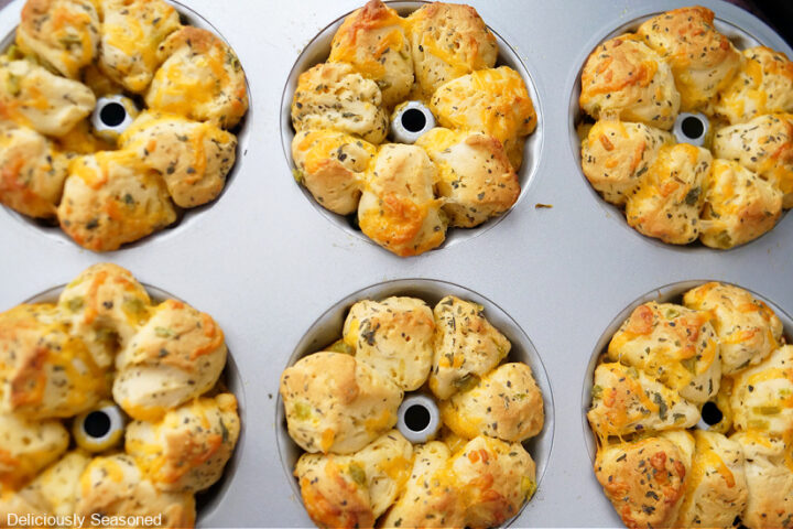 Jalapeno Cheese Monkey Bread (Mini Bundt Pan Recipe)