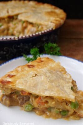 Easy Beef Pot Pie - Deliciously Seasoned