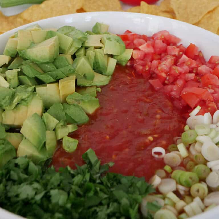 Easy Chunky Salsa (Family Favorite Recipe) - Deliciously Seasoned